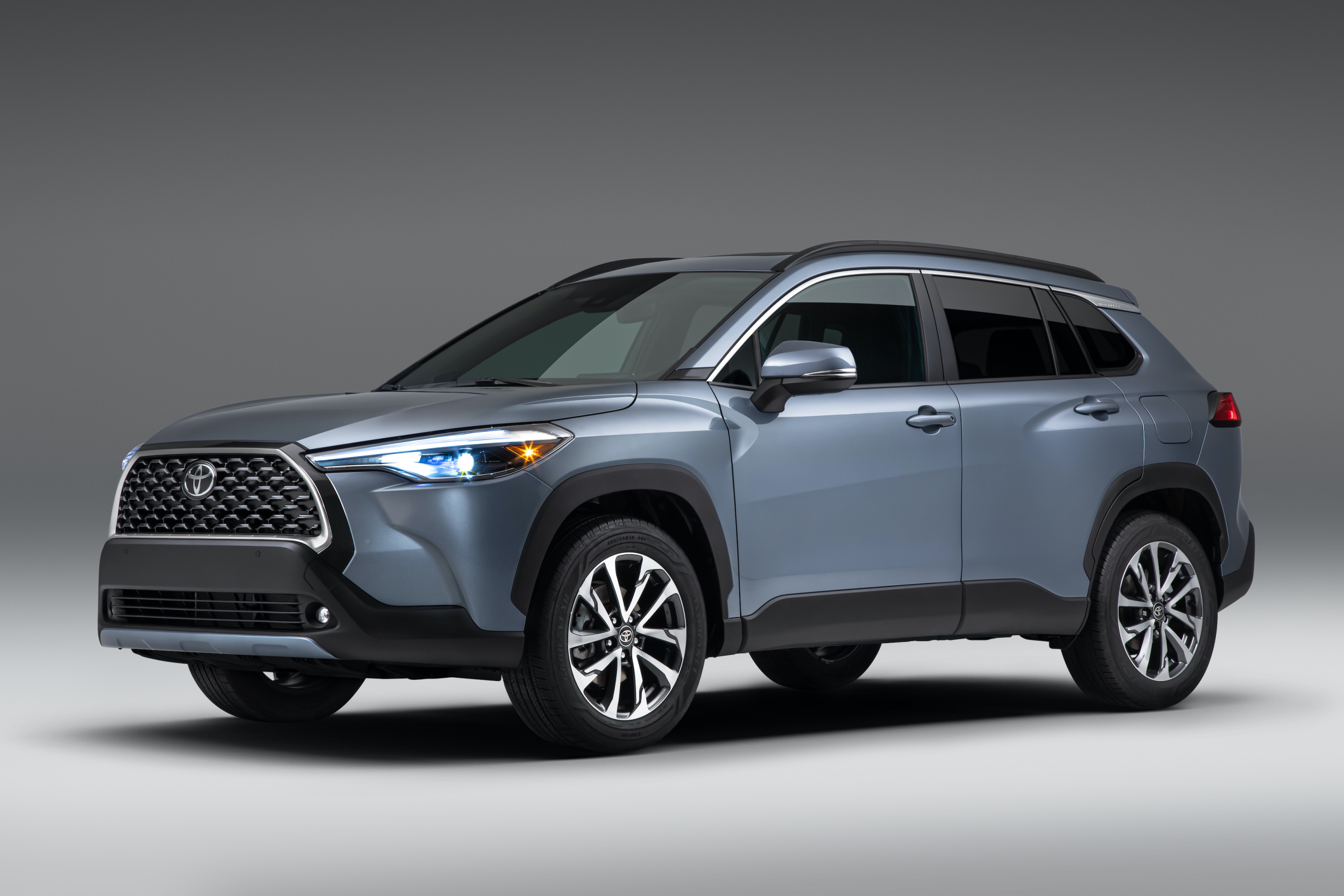 Mazda Toyota Manufacturing unveils first Alabama production model ...